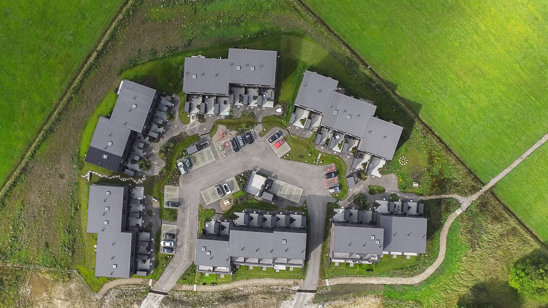 FILMHUSENE - Taasinge Elementer