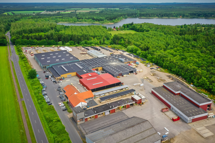 Taasinge Elementer lukker fabrik i Hampen - Taasinge Elementer